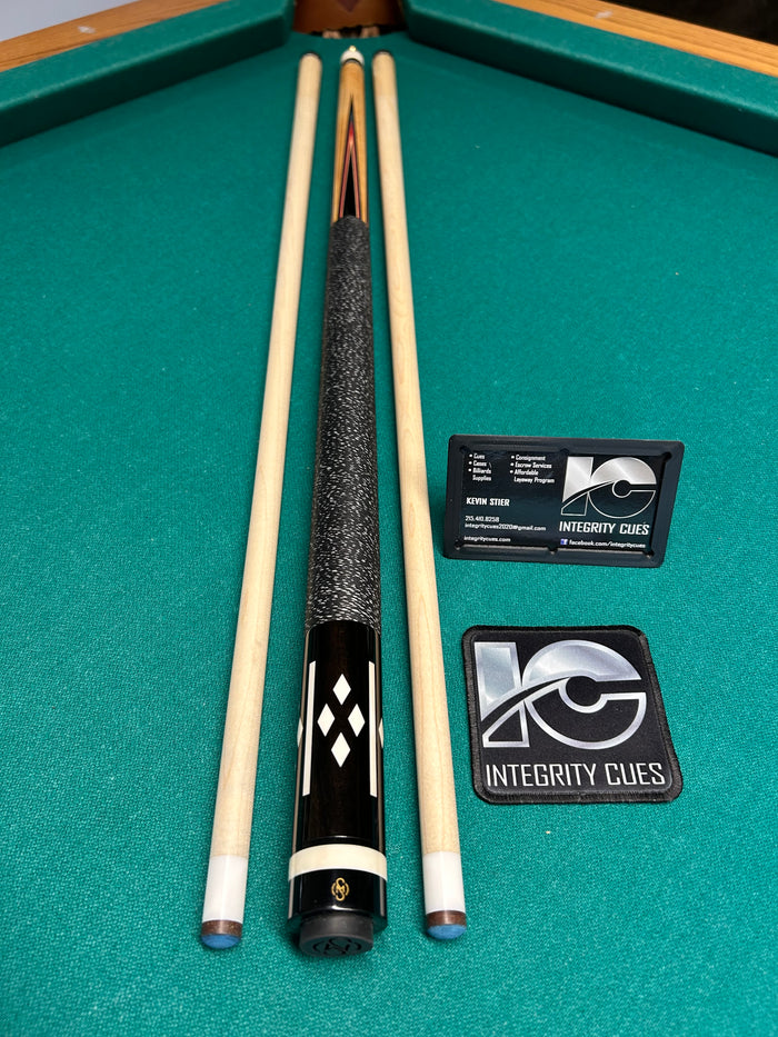 Mike Stacy 4 Point Custom Cue